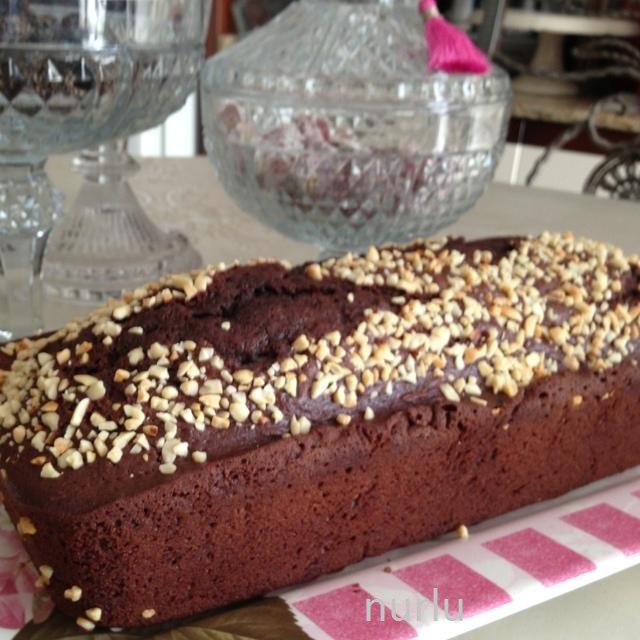 NUTELLA DOLGULU ÇİKOLATALI KEK | Nurlumutfakta